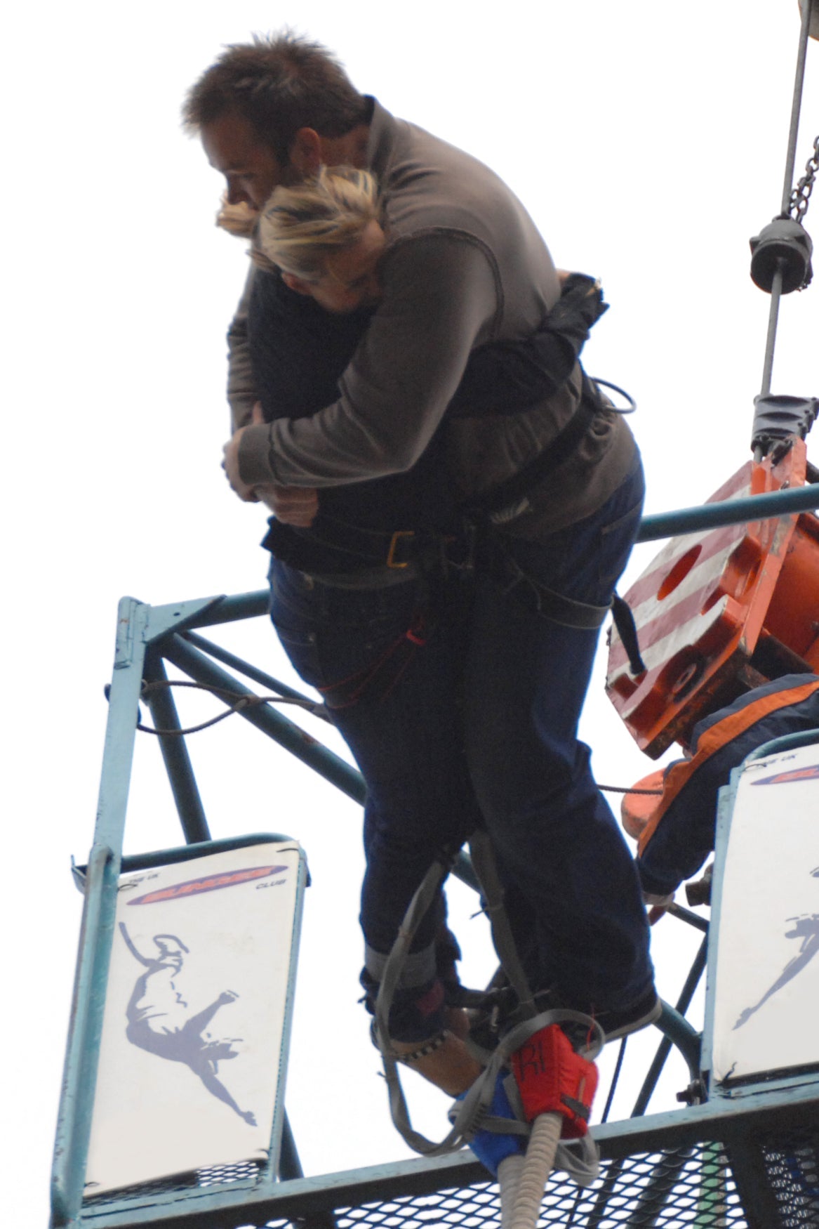 160ft Tandem Bungee Jump over the Lloyds Amphitheatre – Guesswhatidid